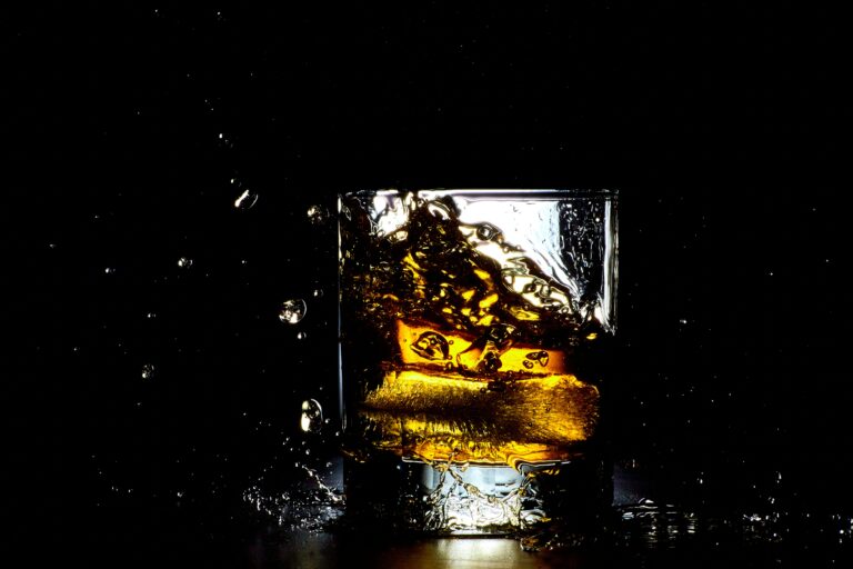 https://liquorhouseregina.ca